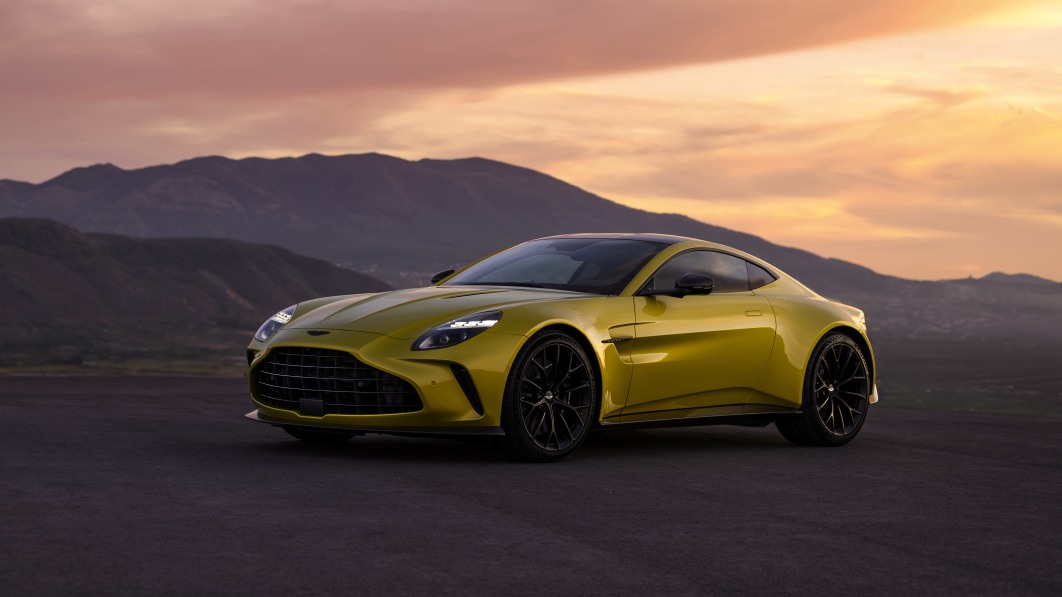2025 Aston Martin Vantage revealed with huge power boost, spicier style ...