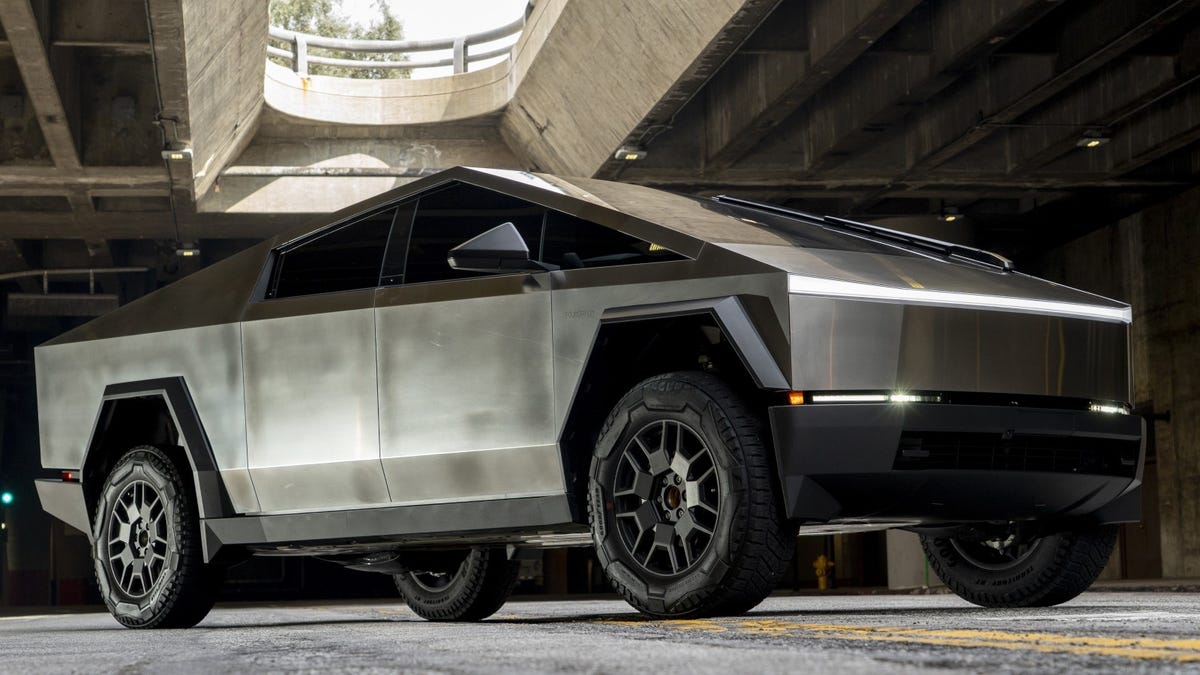 Watch A Cybertruck Struggle Up An RTI Ramp - Hot SR-22 Insurance News